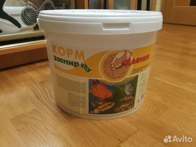 Корм для рыб Зоомир Дафния 800г, ведро 10л
